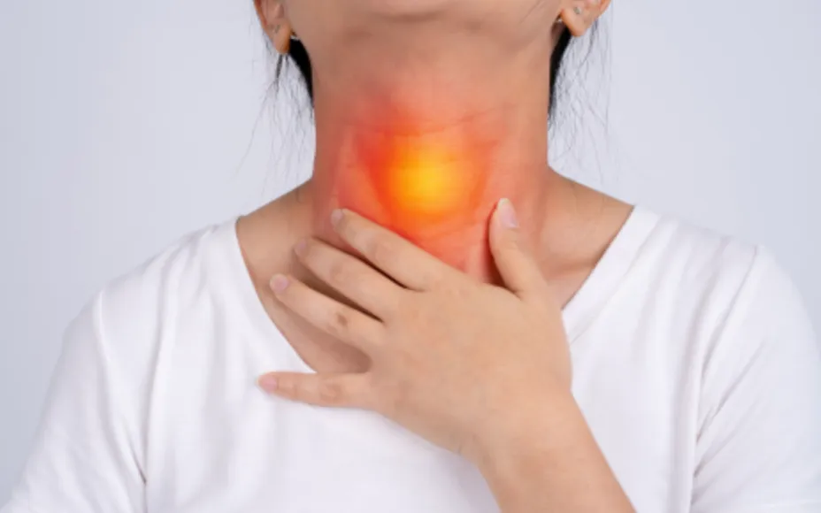 Heb je keelpijn? Dit zijn 4 dingen die je dan absoluut moet vermijden