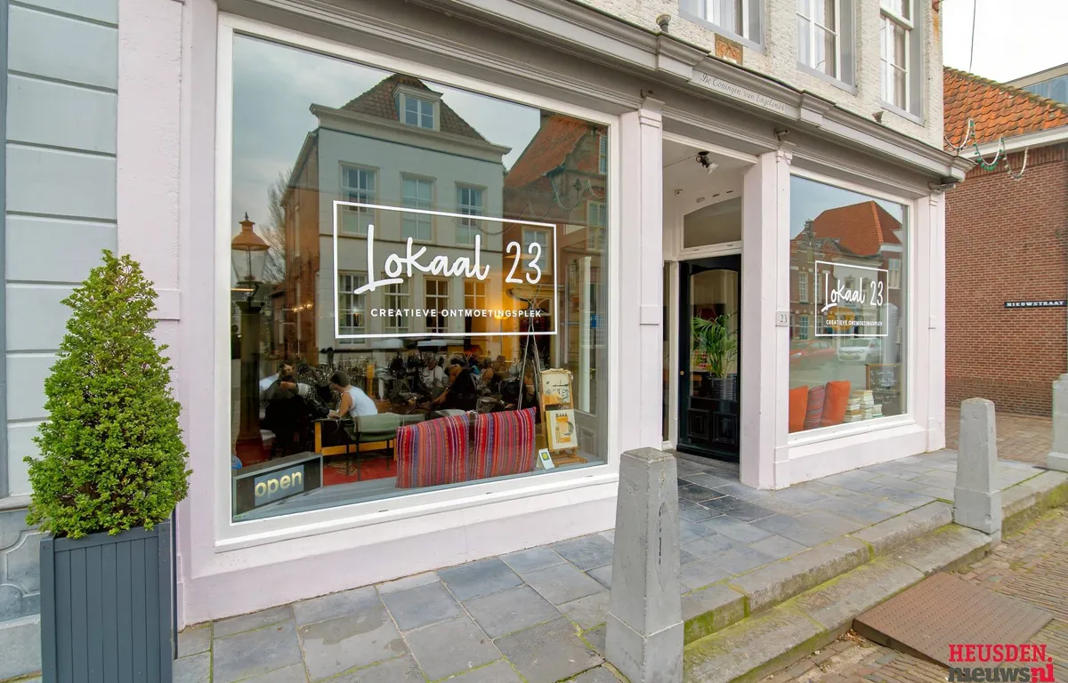 Gezellige drukte bij Open Dag Lokaal 23