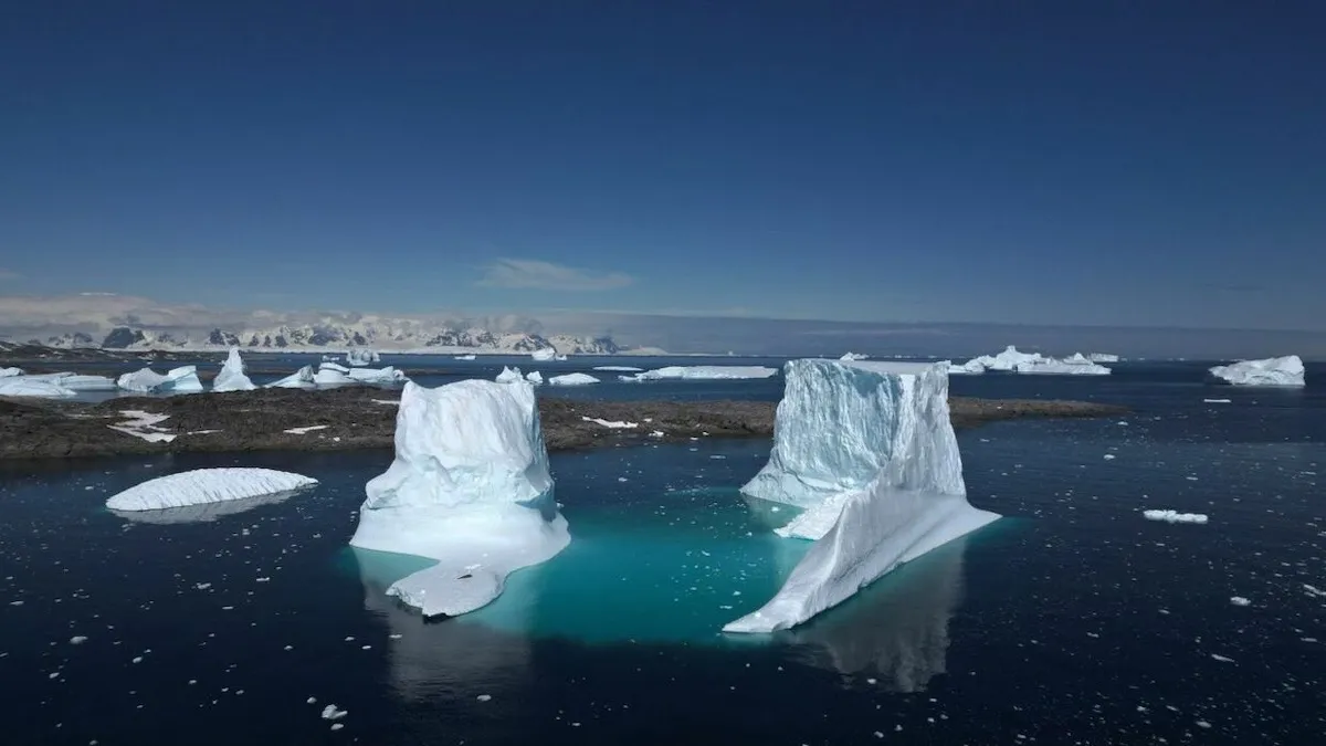 28 graden warmer dan normaal op Antarctica: 'Het ijs staat op instorten'