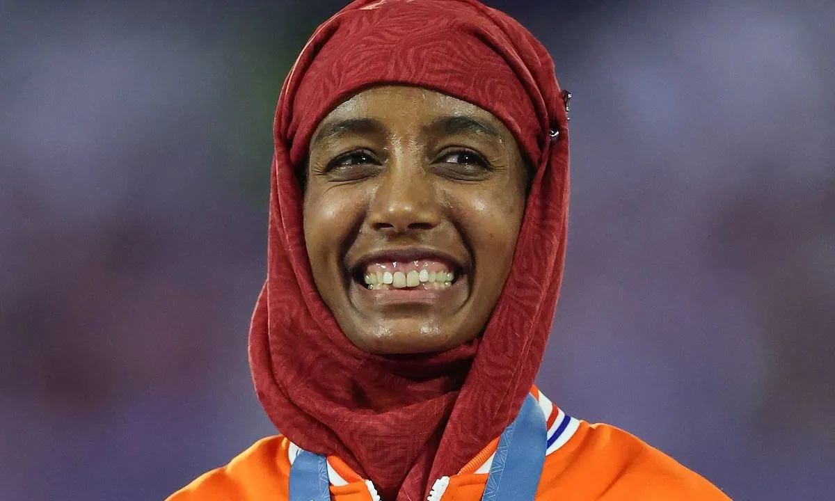 Opschudding om Sifan Hassan: Hoofddoek bij huldiging roept heftige ...