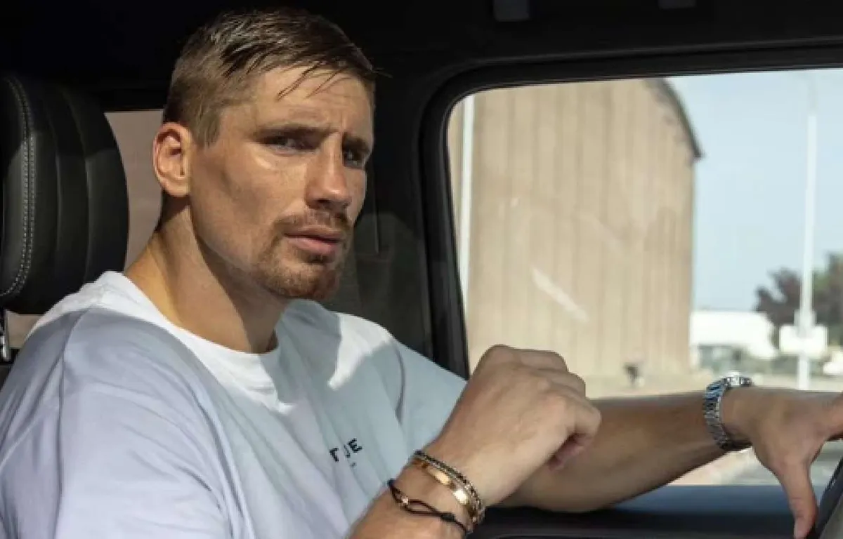 Rico Verhoeven en zijn vriendin Naomy van Beem filmen gezellige sessie ...