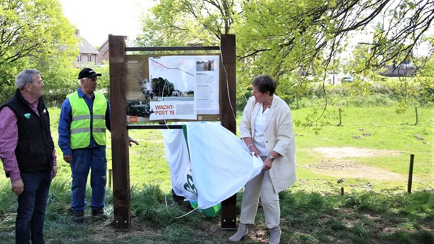 Belevingswandelroute ‘het Duits lijntje’ officieel geopend