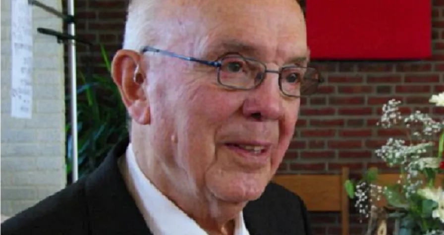 Pastor Jan Groot Zevert van geloofsgemeenschap H. Hart van Jesus en H ...