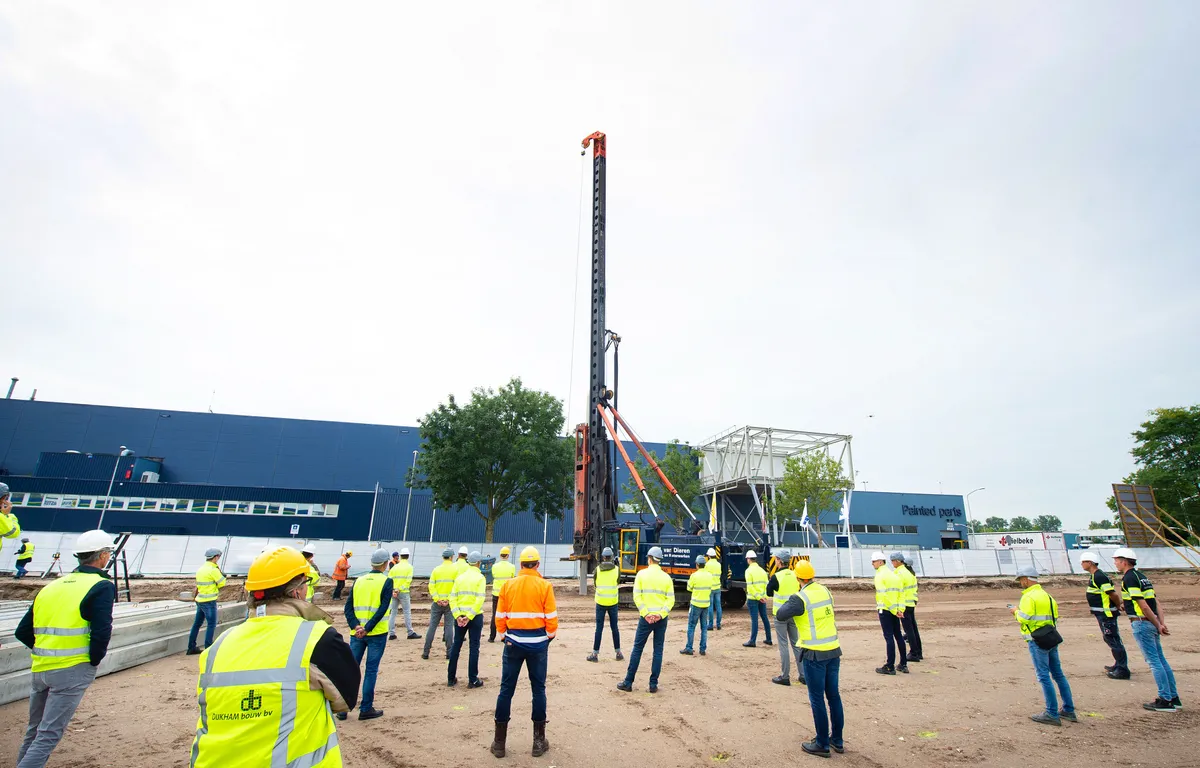 Scania Meppel slaat eerste paal nieuwe paintshop