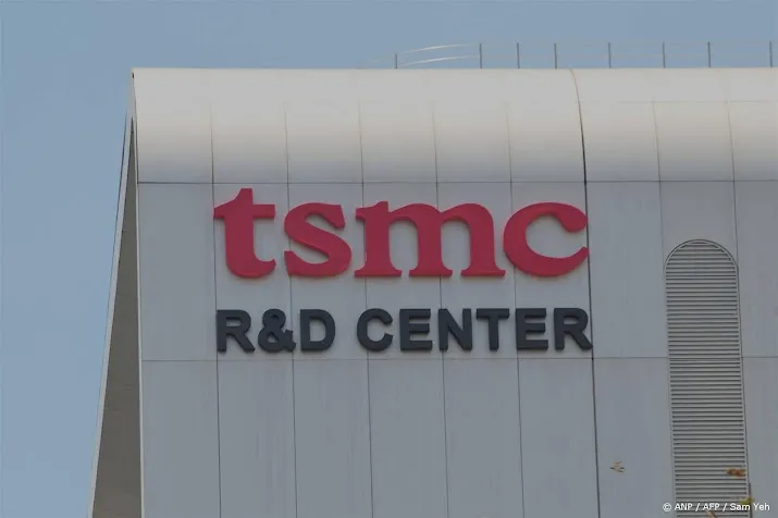 Chipfabrikant TSMC ziet weer groei door sterke vraag AI-chips Chipfabrikant TSMC ziet weer groei door sterke vraag AI-chips