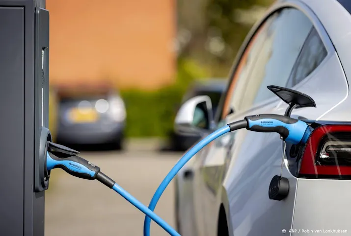 Nederland koploper in EU met laadpalen voor elektrische auto's