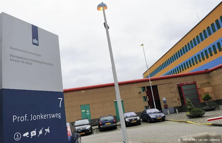 OM: Gökmen T. schuldig aan neersteken gevangenisbewaarder