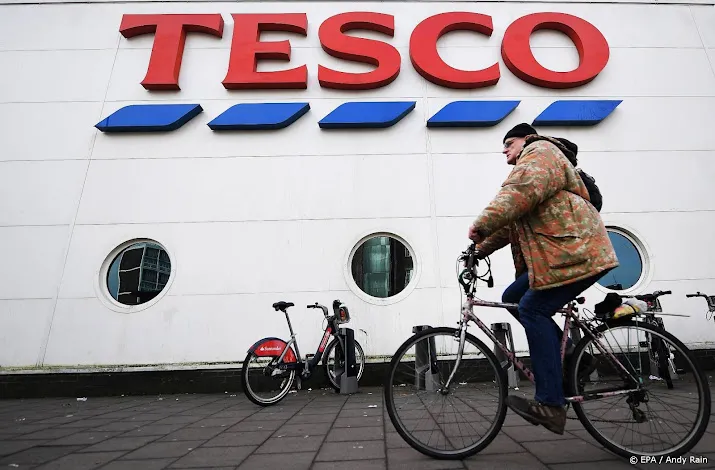 Overstap naar bevoorrading overdag kost banen bij super Tesco
