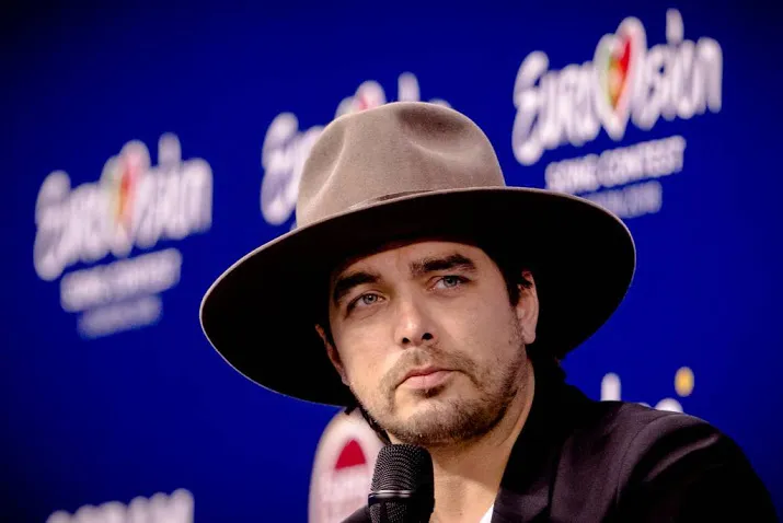 Waylon: ik voel geen extra druk