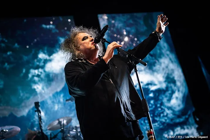 The Cure frontman thought of quitting after their 2018 Hyde Park ...