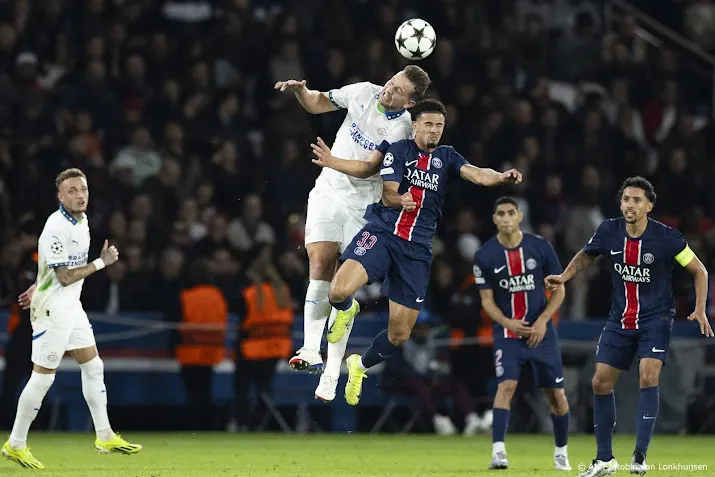 PSV pakt in Champions League punt bij Franse kampioen PSG