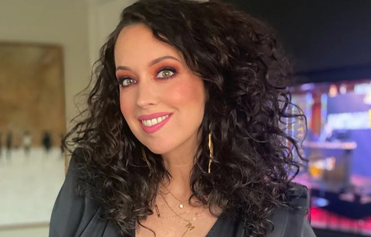 Joe-presentatrice Anke Buckinx valt door de mand: "Ik schaam me dood"