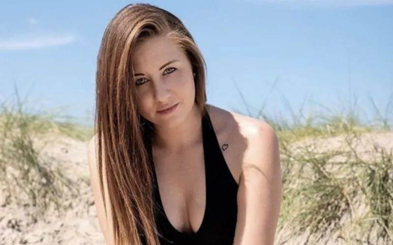 Deborah Leemans uit Temptation Island en Aleksandra uit Love Island ... Deborah Leemans uit Temptation Island en Aleksandra uit Love Island ...