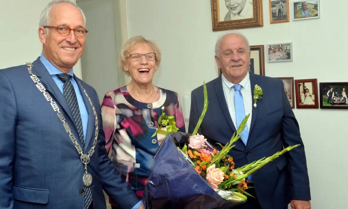 Echtpaar Van Daatselaar 60 jaar getrouwd