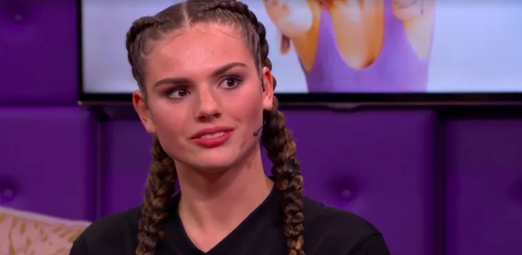 TERUGKIJKEN: Famke Louise praat bij RTL Late Night over Op Me Monnie