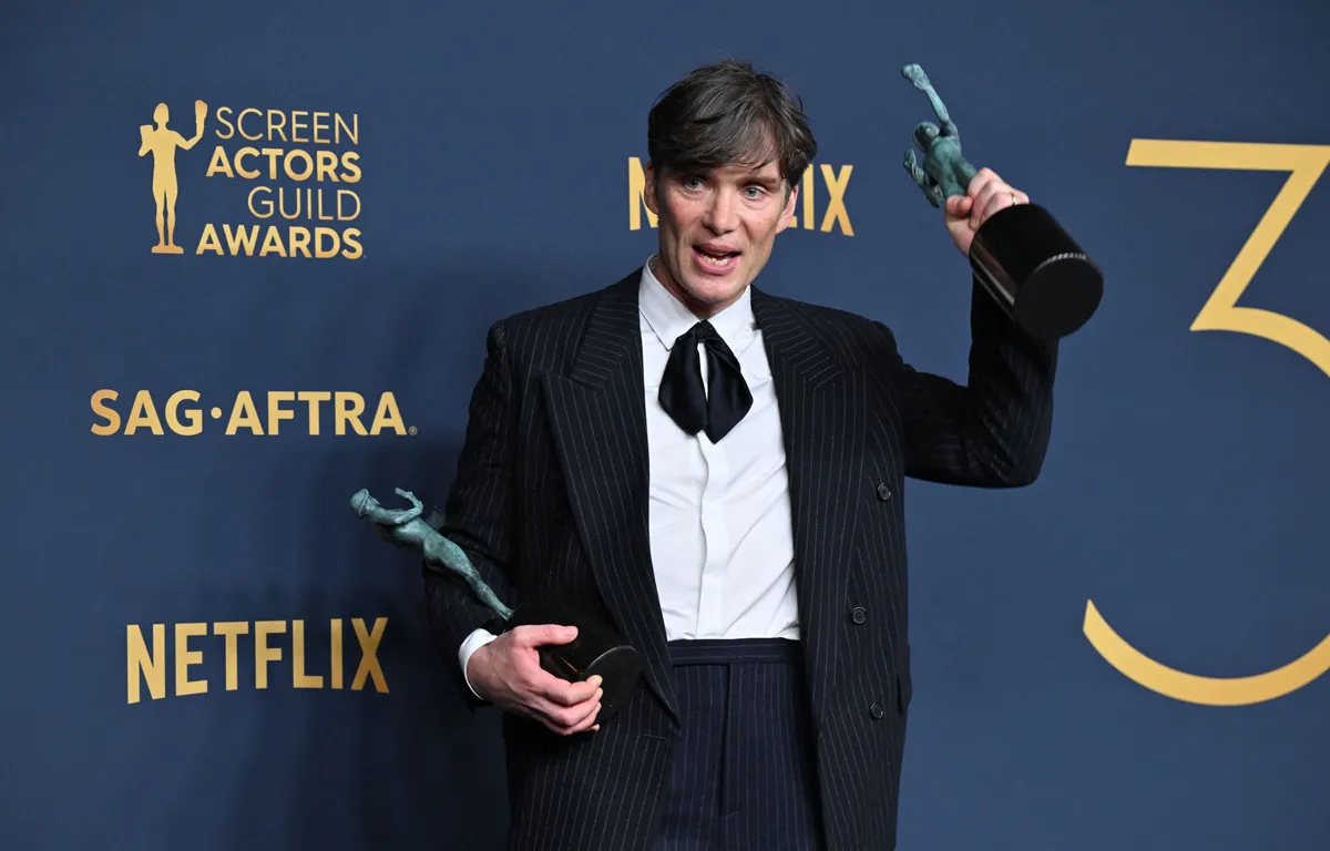 Oppenheimer En The Bear Grote Winnaars Bij Sag Awards