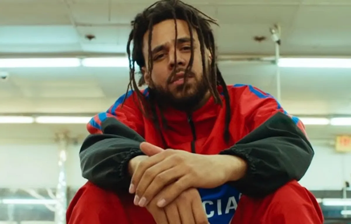 J Cole's manager hint naar komst langverwacht album ''The Fall Off''