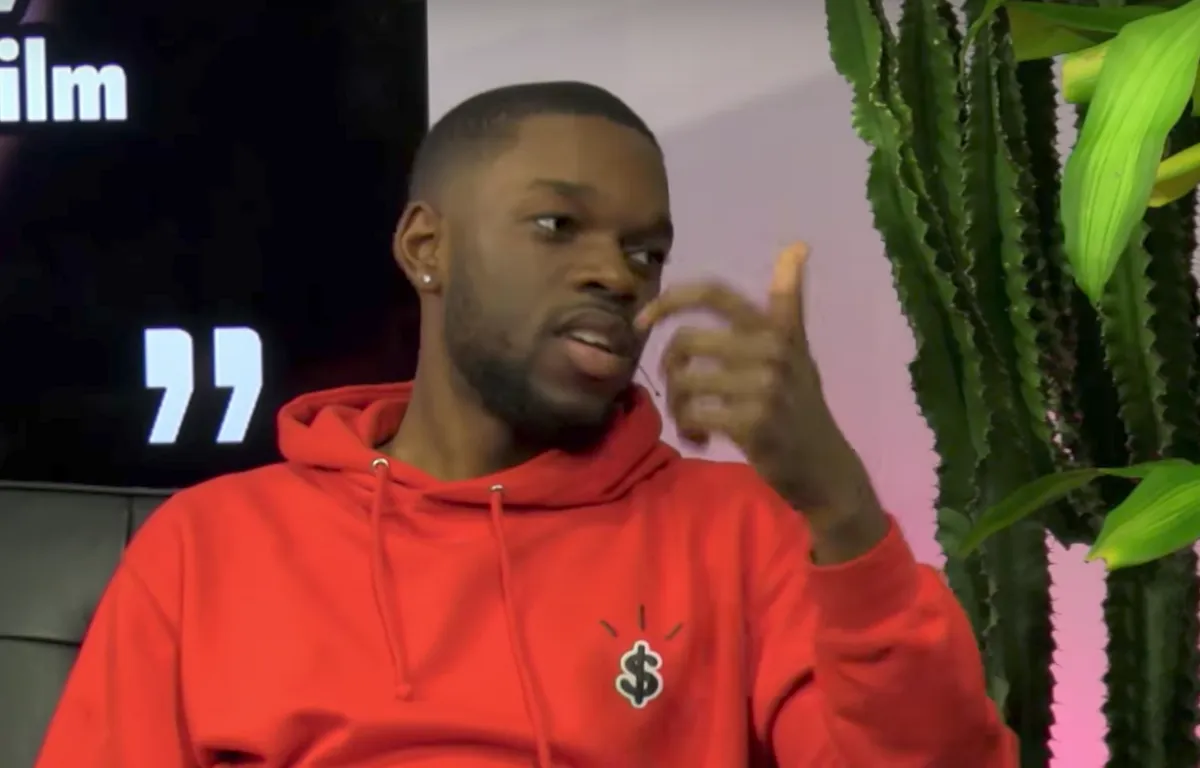 Jozo legt zijn meest opvallende lyrics uit en vertelt anekdotes uit de hood