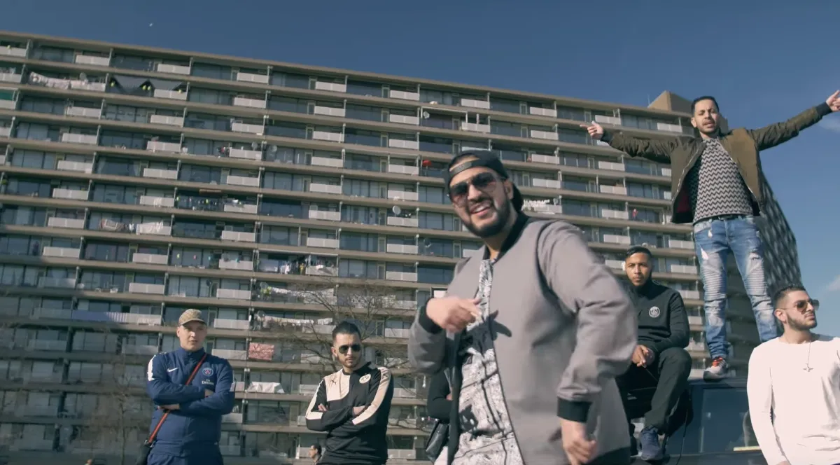 Franse rapper Kamelenouvo werkt samen met Meester Maru in zijn nieuwe ...