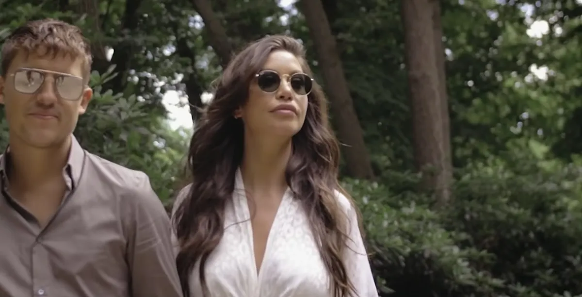 Lil Kleine's verloofde Jamie Vaes geeft met eigen realityserie kijkje in privéleven