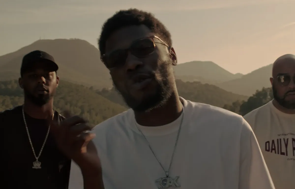 Rotjoch schakelt Sevn Alias & D-Double in voor Hou Het Kort video