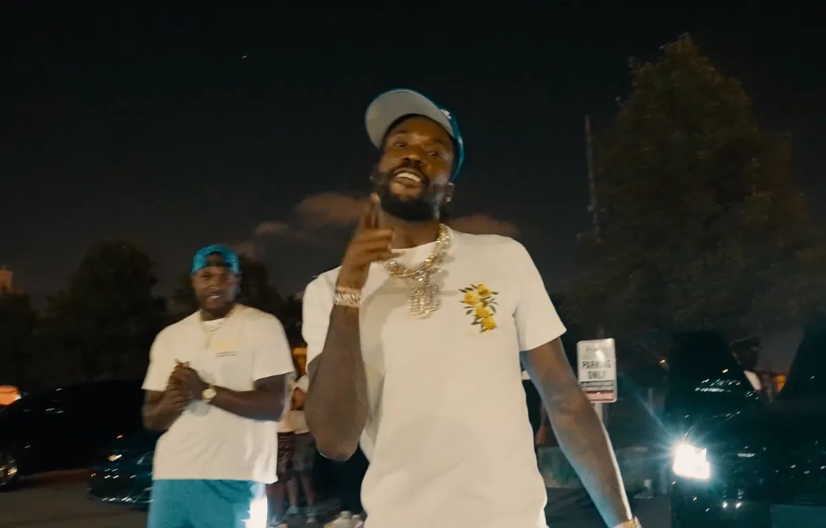 Meek Mill dropt nieuwe video 'Early Mornings'