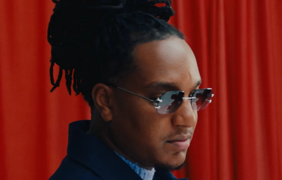 Jonna Fraser steekt Re-Play klassieker Niemand in een nieuw jasje