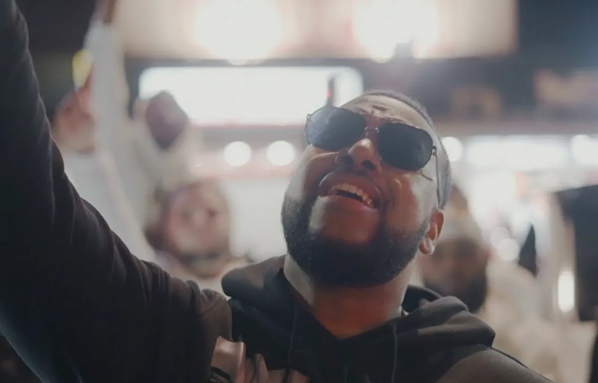 Yedi brengt ode aan overleden rapper Boechi in nieuwe video #Boechi4life