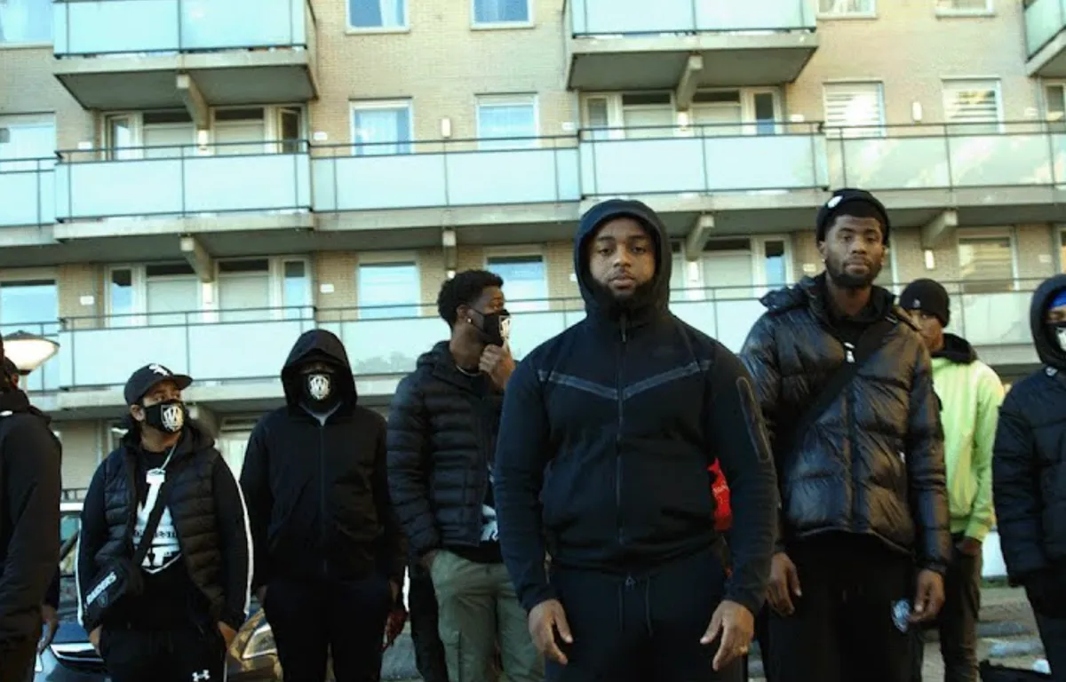 Wilde Westen rappers Jama MW, Jea, A3 & Ghatarr droppen Trappin video ...