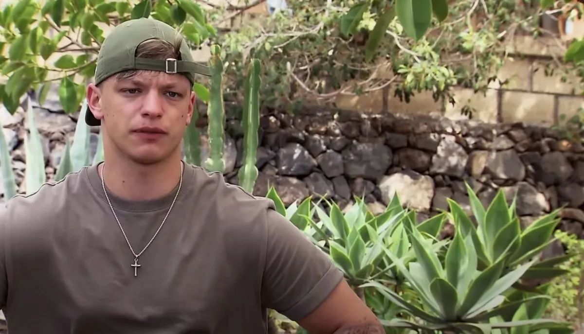 Dusty uit EOTB ontwaakt uit coma na zwaar ongeluk