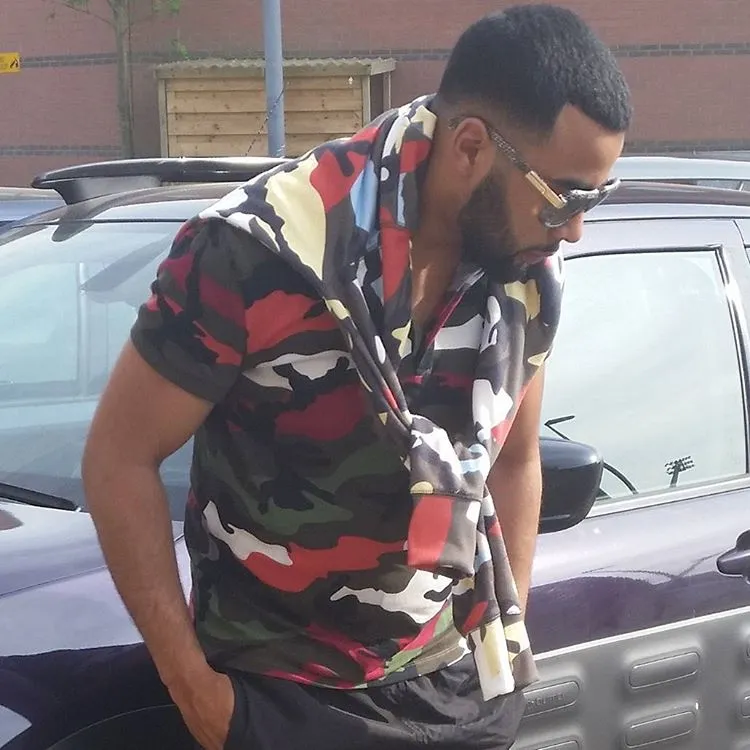 Mula B geeft een voorproefje van zijn Vakantie remix