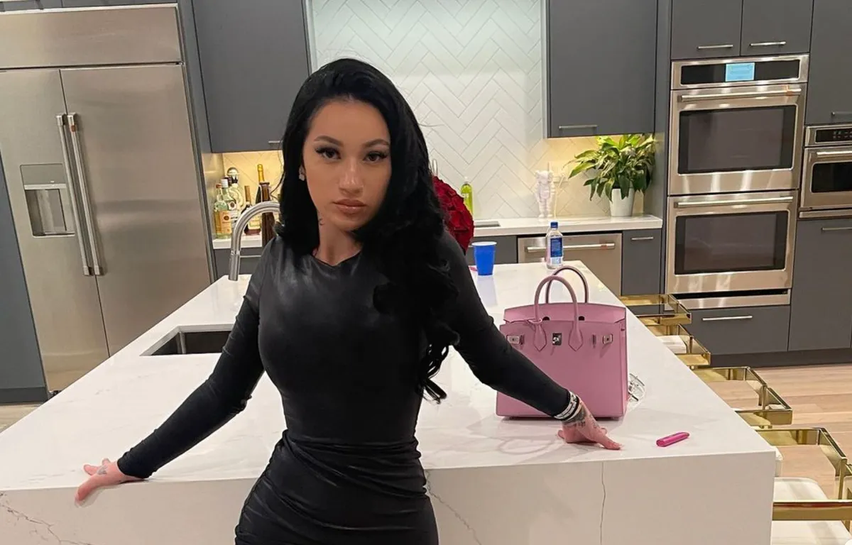 Bhad Bhabie heeft spijt van de zes tattoos van 'eerste liefde' Chief ...