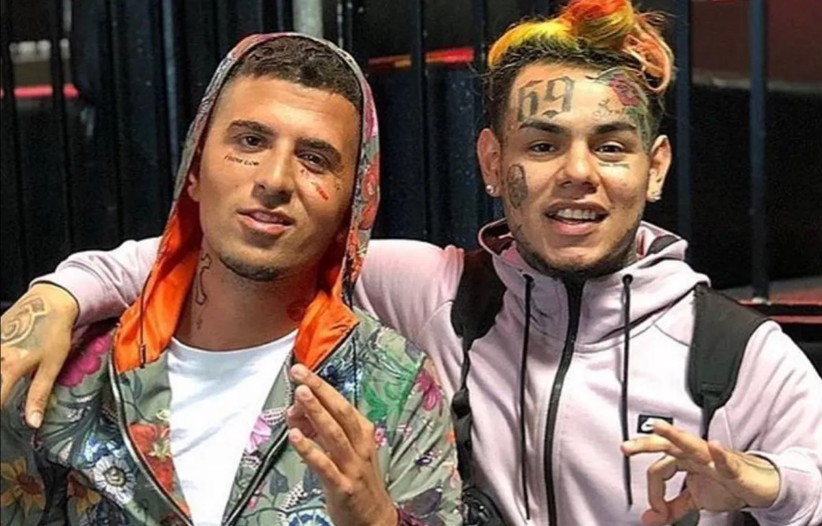 Tijdens 6ix9ine optreden op festival in Nederland schreeuwt het publiek ...