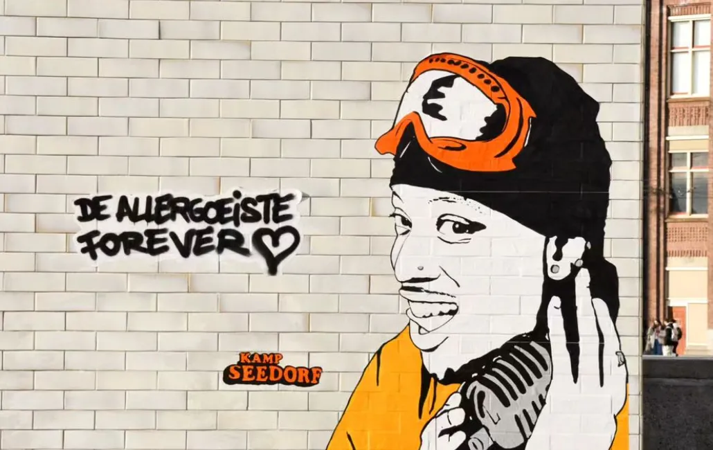 Def Rhymz muurschildering van Kamp Seedorf na een week alweer verwijderd