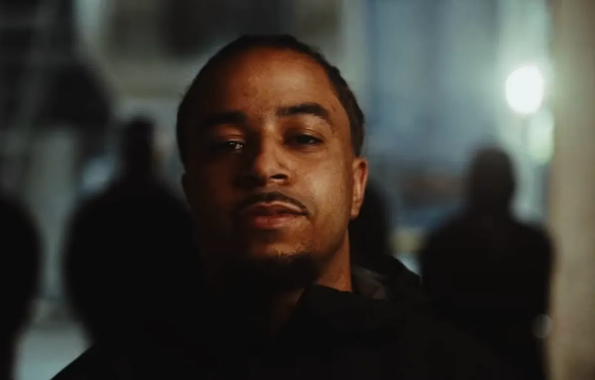 Qlas maakt Avalon debuut met KitKat video