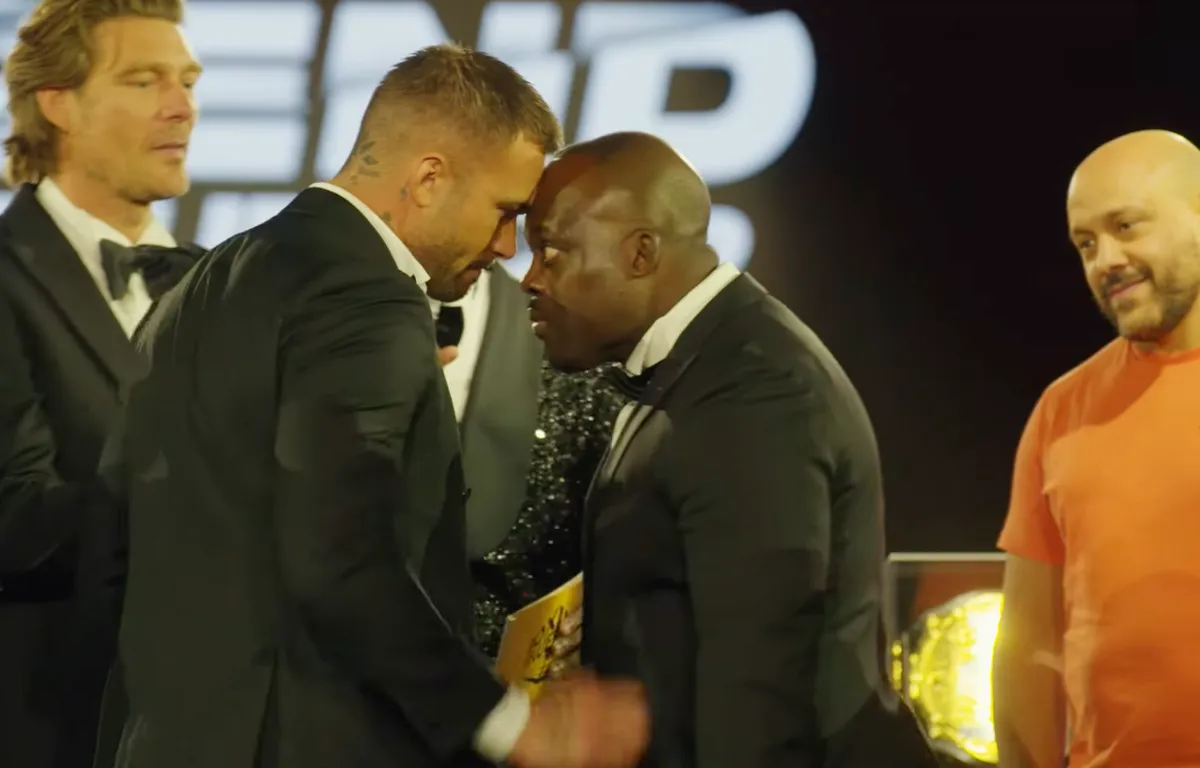 Dave Roelvink gaat verhaal halen bij Melvin Manhoef na psychologisch spelletje in aanloop naar ...