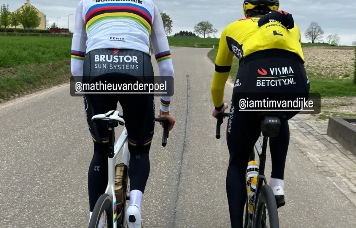 Mathieu van der Poel beim Training an der Seite von Paris-Roubaix ...