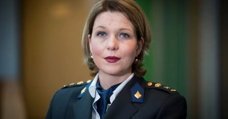 Politiechef Limburg, Ingrid Schäfer-Poels legt haar functie neer