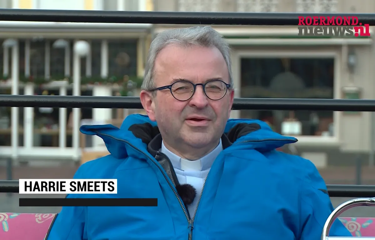 De bus aflevering 5: Rob Hompe in gesprek met Bisschop Harry Smeets.