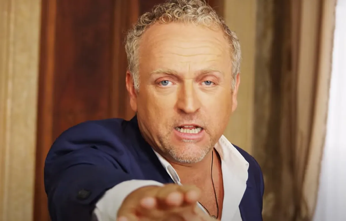 Gordon stopt met zingen en lanceert grote nieuwe carrière