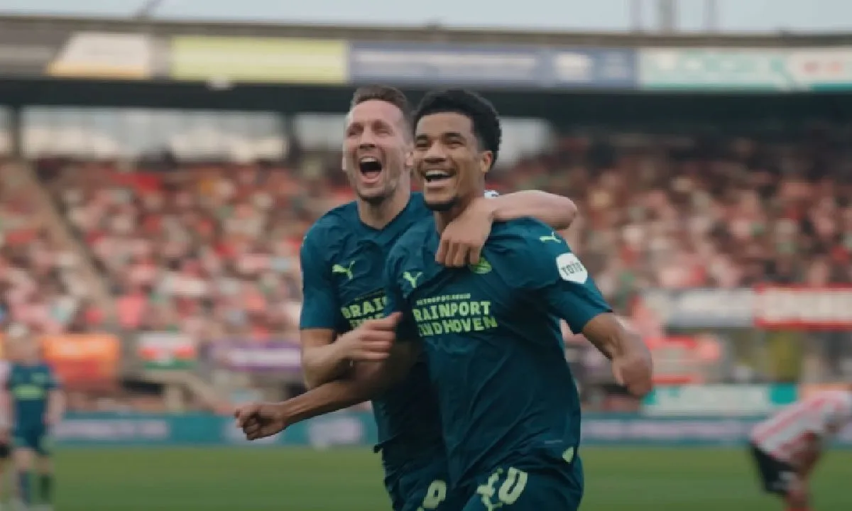 Vrouw ESPN-analist gaat vreemd met PSV-speler en doet het ook met Ajacied