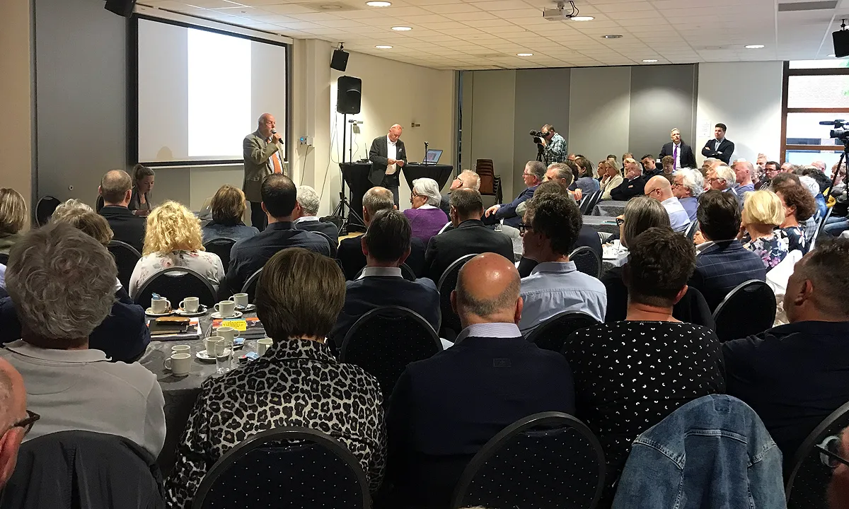 'Het is geen vijf voor maar vijf over twaalf in Geleen'