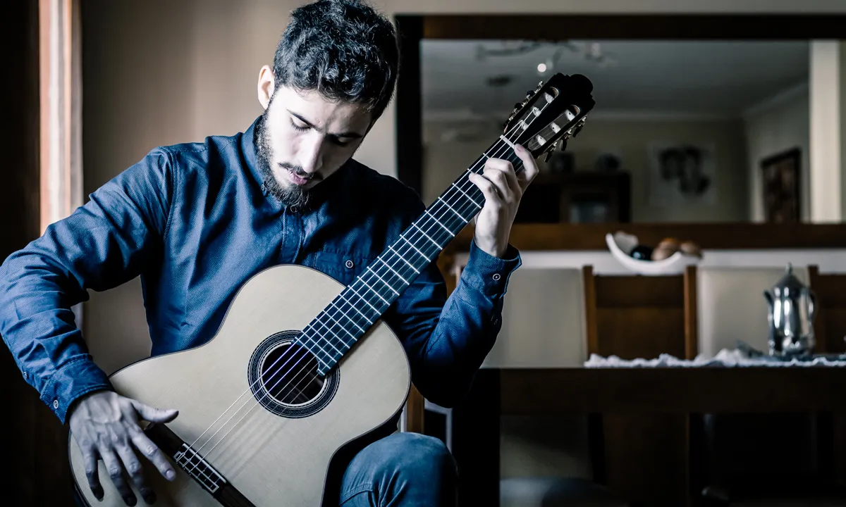 Concert door Portugese gitarist Sandro Rodrigues