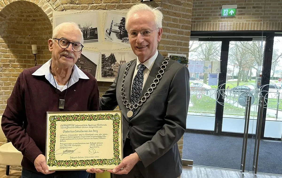 Speld van Verdienste voor Bert van den Berg