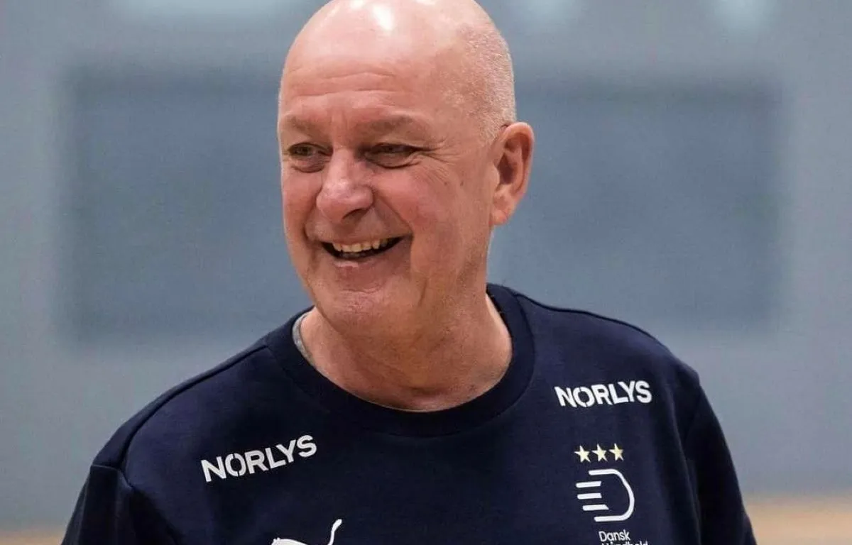 Landsholdet samlet i sorg: Kai Johannsen huskes ved kamp i Herning