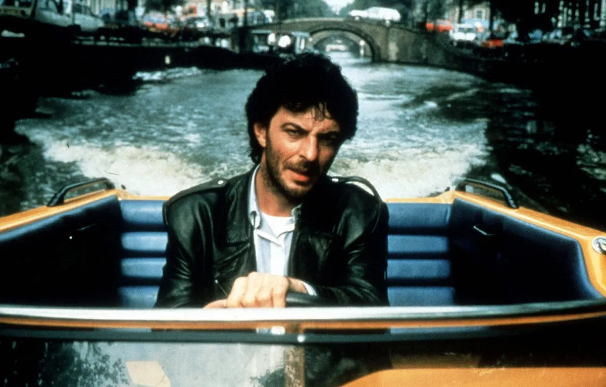 Huub Stapel na lezen script 'Amsterdamned II': "Het is écht beter dan ...