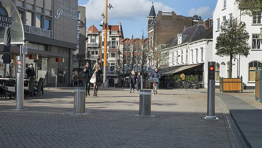 Camera's vervangen verzinkbare palen