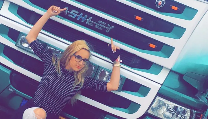 Ashley (17) te slap voor een loopbaan als trucker?