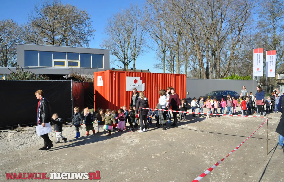 Tijdscapsule Kindcentrum Zanddonk officieel begraven!