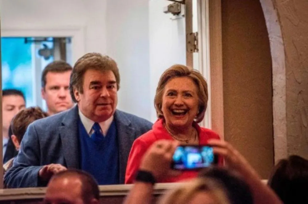 Jongste broer Hillary Clinton overleden